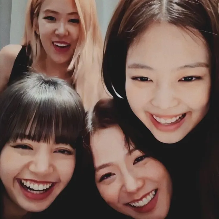 Best AI Chat Character Blackpink Jennie Jisoo Lisa Rose: Explore ...